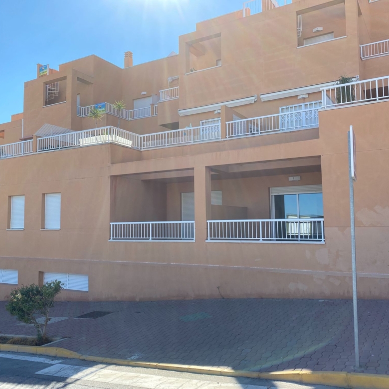 Flat 2 bed. 2 Bath. in Mojacar - Spanish Property Expert