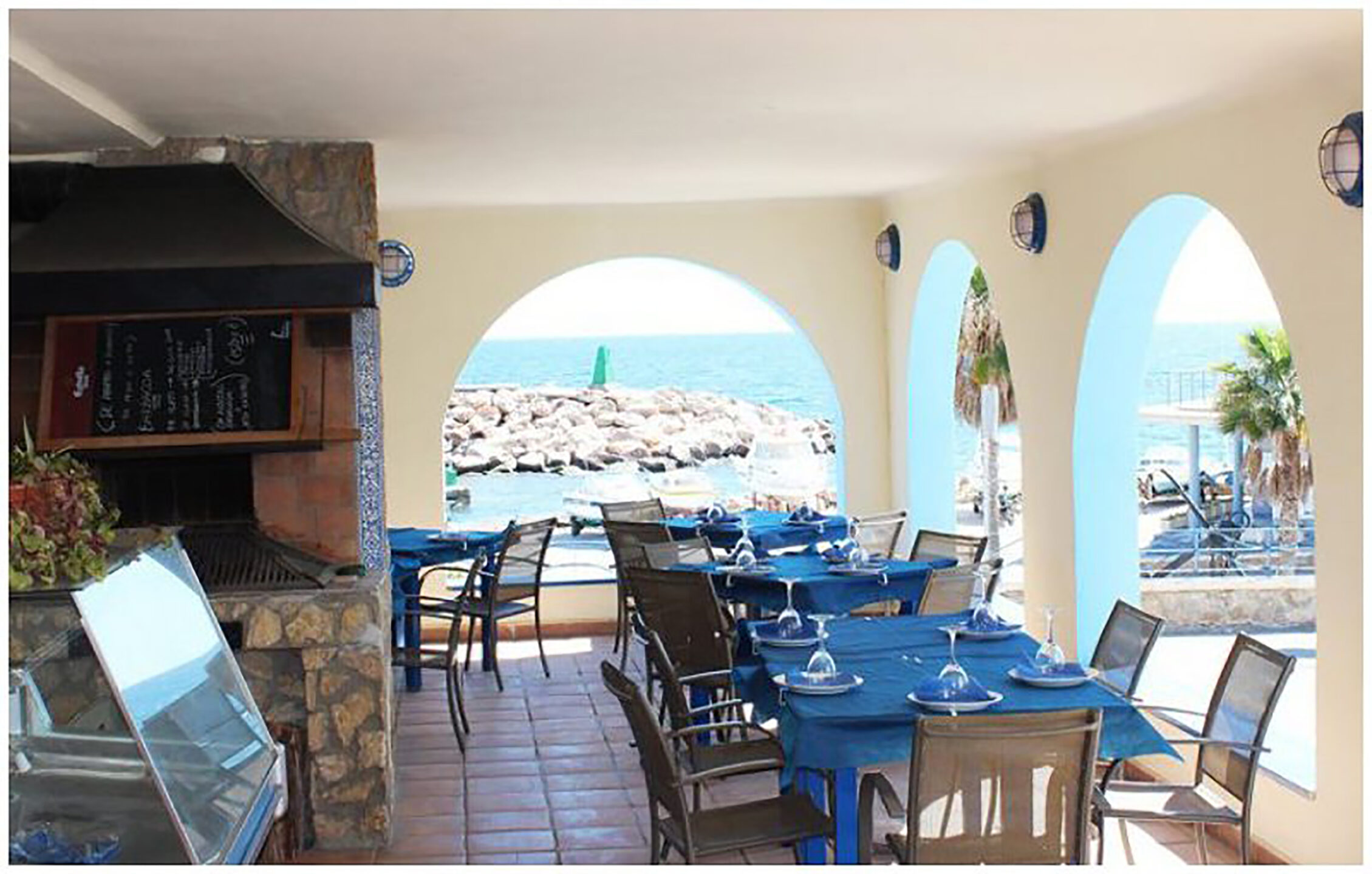 "Seaside Gem for Sale: Hostel/Restaurant in Villaricos! - Spanish ...